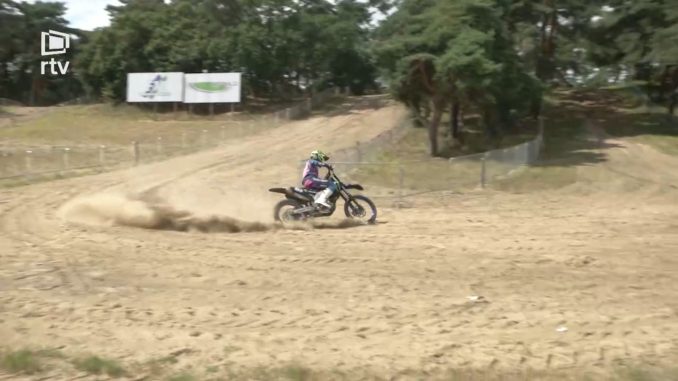 Jago Geerts auf der Strecke in Keiheuvel Balen (Video) - MOTOCROSS ...